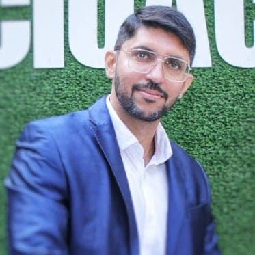 Industry veteran Ved Prakash joins Google Cloud team - Express Computer